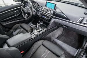 Black BMW 330 2016 in Kaunas, with an engine capacity of 3.00 L and mileage of 0 thousand km for 13890 €, photo 11 on AUTOMOTO.COM.LV