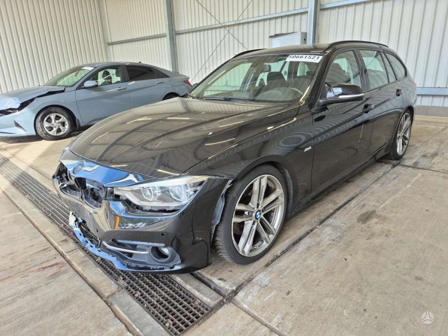 Black BMW 330 2016 in Vilnius, with an engine capacity of 2.99 L and mileage of 193 thousand km for 10050 €, photo 3 on AUTOMOTO.COM.LV