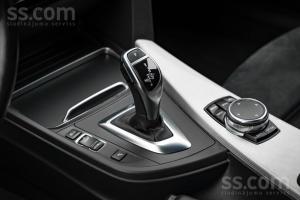 Black BMW 330 2016 in Riga, with an engine capacity of 3.00 L and mileage of 269 thousand km for 13400 €, photo 24 on AUTOMOTO.COM.LV