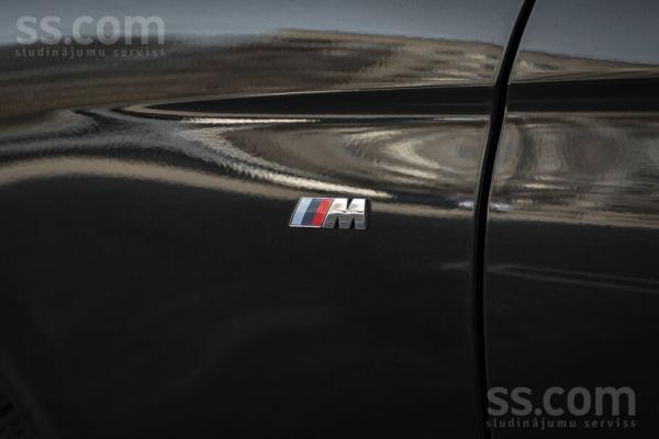 Black BMW 330 2016 in Riga, with an engine capacity of 3.00 L and mileage of 269 thousand km for 13400 €, photo 8 on AUTOMOTO.COM.LV