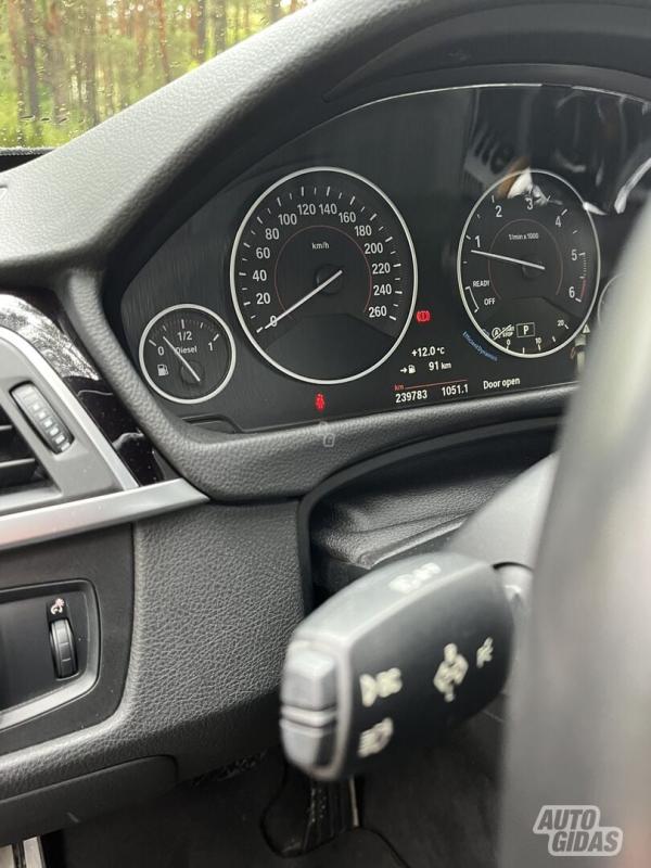 Black BMW 330 2016 in Kaunas, with an engine capacity of 3.00 L and mileage of 240 thousand km for 11300 €, photo 6 on AUTOMOTO.COM.LV