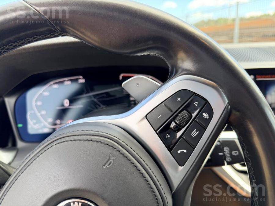 Melns BMW 330 2019 Rīga, ar dzinēja tilpumu 2.00 L un nobraukumu 195 tūkst. km par 23995 €, foto 15 vietnē AUTOMOTO.COM.LV