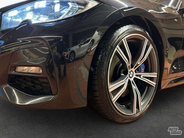 Melns BMW 330 2020 Kauņa, ar dzinēja tilpumu 3.00 L un nobraukumu 98 tūkst. km par 32988 €, foto 7 vietnē AUTOMOTO.COM.LV