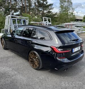 Melns BMW 330 2020 Tukums, ar dzinēja tilpumu 3.00 L un nobraukumu 179 tūkst. km par 23490 €, foto 4 vietnē AUTOMOTO.COM.LV