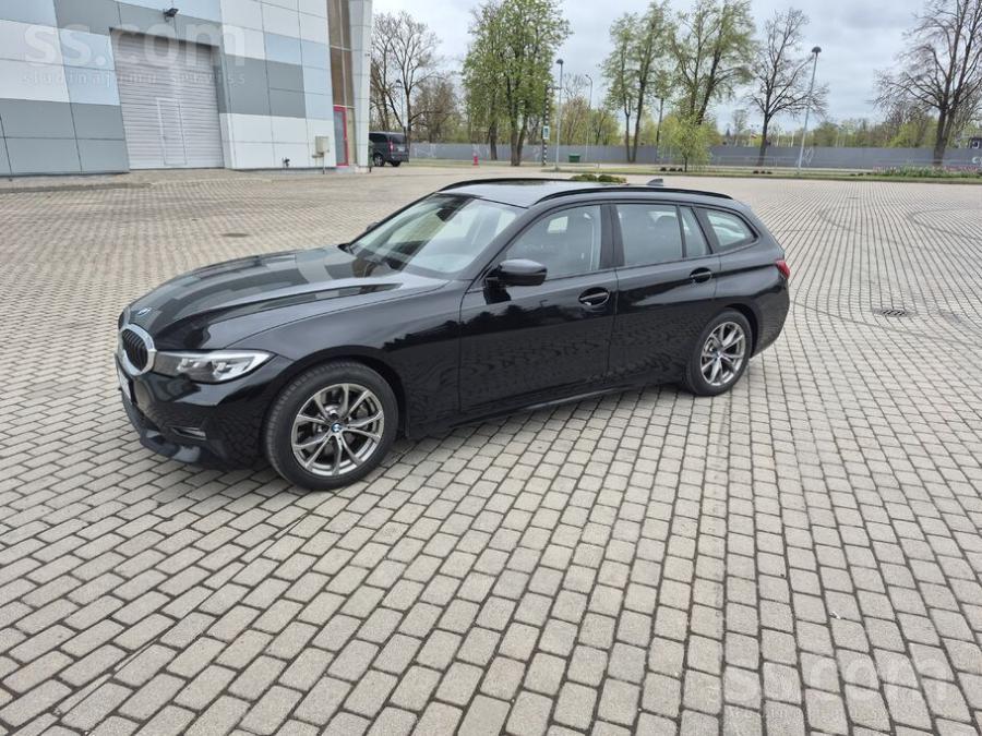 Melns BMW 330 2020 Dobele, ar dzinēja tilpumu 3.00 L un nobraukumu 146 tūkst. km par 22450 €, foto 3 vietnē AUTOMOTO.COM.LV