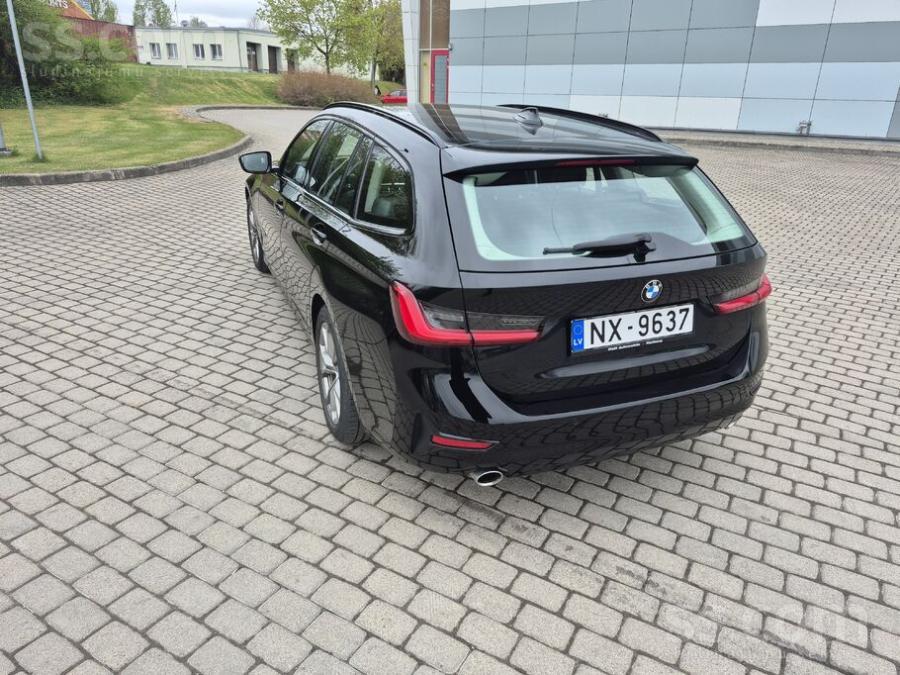 Melns BMW 330 2020 Dobele, ar dzinēja tilpumu 3.00 L un nobraukumu 146 tūkst. km par 22450 €, foto 12 vietnē AUTOMOTO.COM.LV