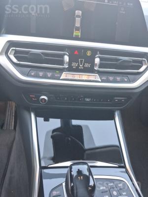 Melns BMW 330 2020 Dobele, ar dzinēja tilpumu 3.00 L un nobraukumu 146 tūkst. km par 22450 €, foto 16 vietnē AUTOMOTO.COM.LV