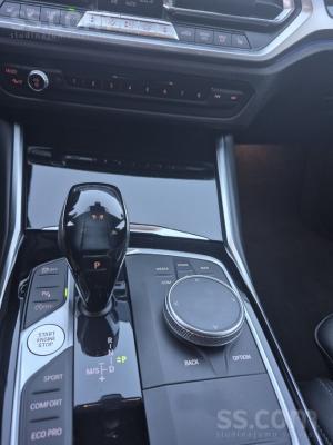 Melns BMW 330 2020 Dobele, ar dzinēja tilpumu 3.00 L un nobraukumu 146 tūkst. km par 22450 €, foto 17 vietnē AUTOMOTO.COM.LV
