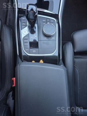 Melns BMW 330 2020 Dobele, ar dzinēja tilpumu 3.00 L un nobraukumu 146 tūkst. km par 22450 €, foto 18 vietnē AUTOMOTO.COM.LV