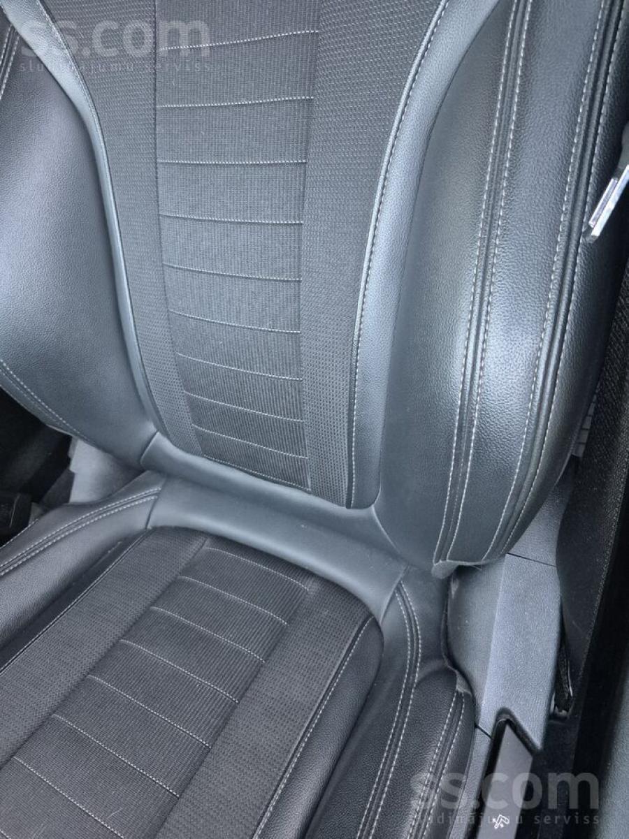 Melns BMW 330 2020 Dobele, ar dzinēja tilpumu 3.00 L un nobraukumu 146 tūkst. km par 22450 €, foto 19 vietnē AUTOMOTO.COM.LV