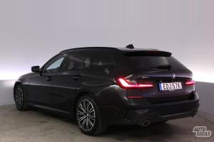 Black BMW 330 2021 in Kaunas, with an engine capacity of 0.00 L and mileage of 52 thousand km for 36030 €, photo 4 on AUTOMOTO.COM.LV