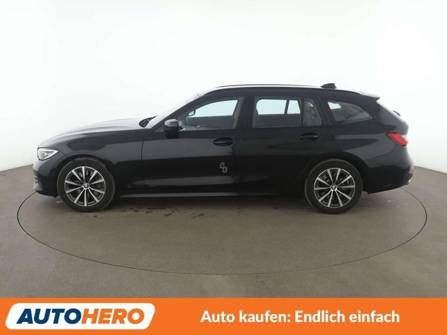 Melns BMW 330 2021 Kauņa, ar dzinēja tilpumu 2.00 L un nobraukumu 71 tūkst. km par 32700 €, foto 3 vietnē AUTOMOTO.COM.LV