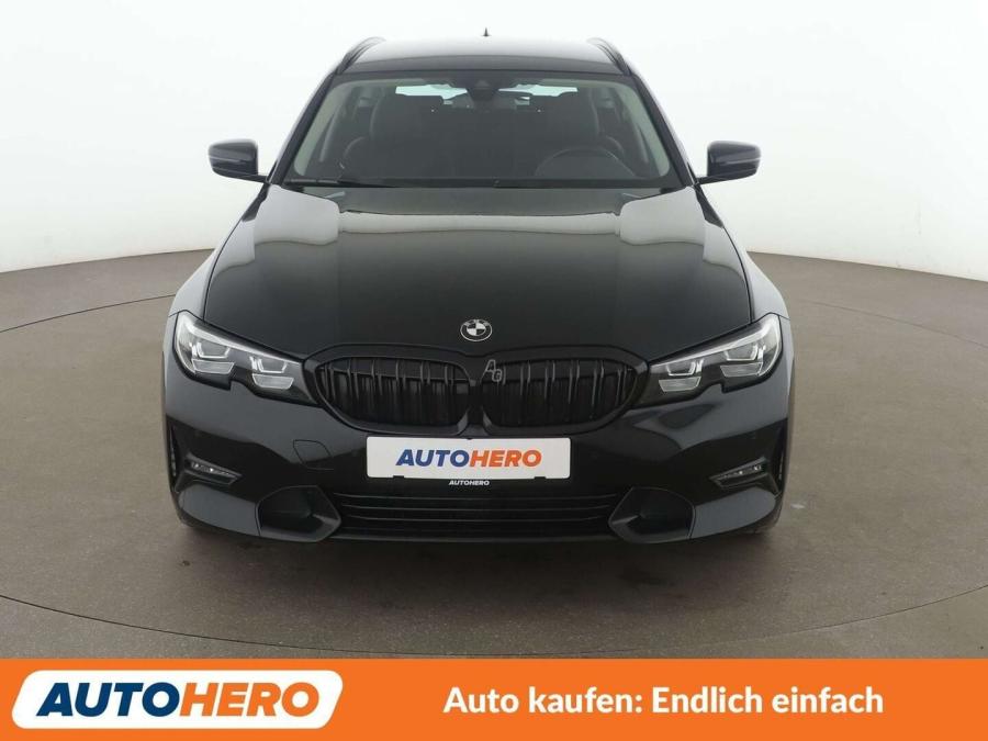 Melns BMW 330 2021 Kauņa, ar dzinēja tilpumu 2.00 L un nobraukumu 71 tūkst. km par 32700 €, foto 9 vietnē AUTOMOTO.COM.LV