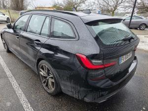 Black BMW 330 2021 in Taurage, with an engine capacity of 0.30 L and mileage of 252 thousand km for 23000 €, photo 4 on AUTOMOTO.COM.LV