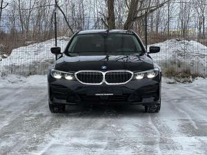 Melns BMW 330 2021 Viļņa, ar dzinēja tilpumu 2.00 L un nobraukumu 194 tūkst. km par 20490 €, foto 2 vietnē AUTOMOTO.COM.LV