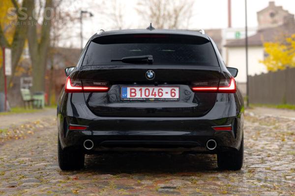 Melns BMW 330 2021 Jelgava, ar dzinēja tilpumu 2.00 L un nobraukumu 205 tūkst. km par 20900 €, foto 6 vietnē AUTOMOTO.COM.LV