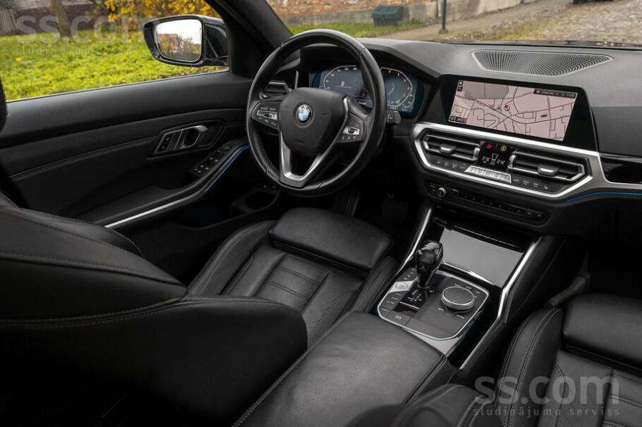 Black BMW 330 2021 in Jelgava, with an engine capacity of 2.00 L and mileage of 205 thousand km for 20900 €, photo 9 on AUTOMOTO.COM.LV