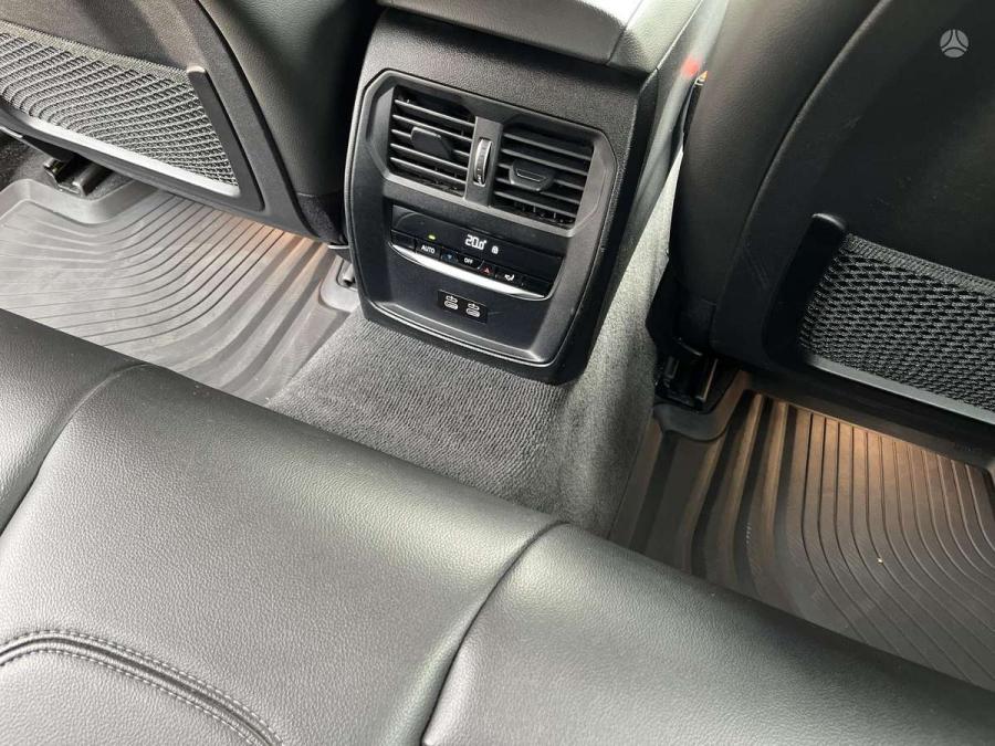 Black BMW 330 2021 in Vilnius, with an engine capacity of 2.00 L and mileage of 141 thousand km for 21900 €, photo 21 on AUTOMOTO.COM.LV