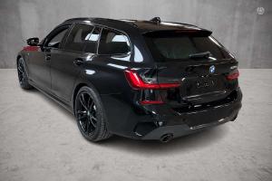 Melns BMW 330 2021 Kauņa, ar dzinēja tilpumu 2.00 L un nobraukumu 225 tūkst. km par 18990 €, foto 4 vietnē AUTOMOTO.COM.LV