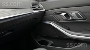 Melns BMW 330 2021 Rīga, ar dzinēja tilpumu 2.00 L un nobraukumu 225 tūkst. km par 25900 €, foto 23 vietnē AUTOMOTO.COM.LV