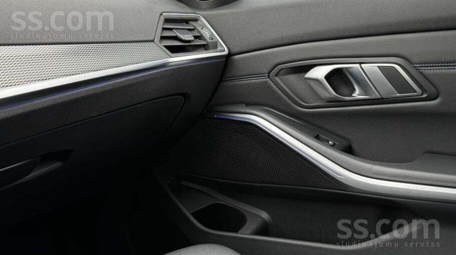 Melns BMW 330 2021 Rīga, ar dzinēja tilpumu 2.00 L un nobraukumu 225 tūkst. km par 25900 €, foto 23 vietnē AUTOMOTO.COM.LV