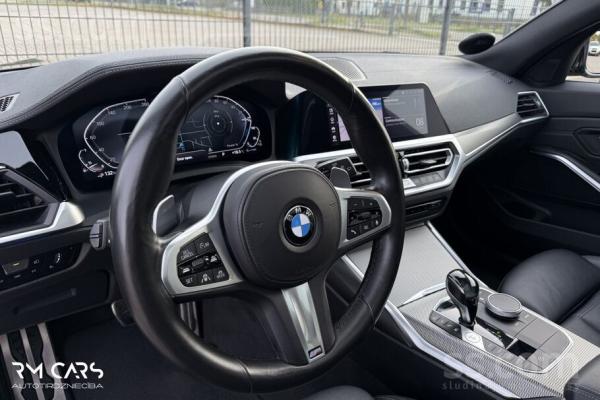 Black BMW 330 2021 in Jelgava, with an engine capacity of 2.00 L and mileage of 0 thousand km for 21750 €, photo 11 on AUTOMOTO.COM.LV