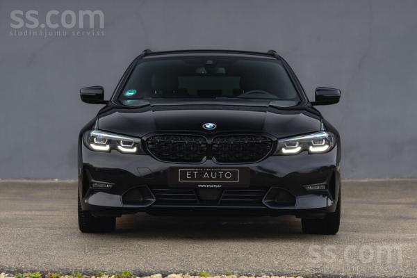 Black BMW 330 2021 in Jelgava, with an engine capacity of 2.00 L and mileage of 190 thousand km for 19000 €, photo 3 on AUTOMOTO.COM.LV