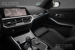 Melns BMW 330 2021 Jelgava, ar dzinēja tilpumu 2.00 L un nobraukumu 190 tūkst. km par 19000 €, foto 12 vietnē AUTOMOTO.COM.LV
