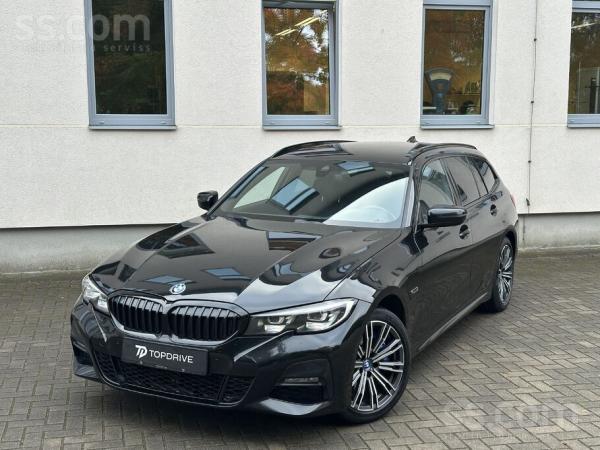 Black BMW 330 2021 in Jelgava, with an engine capacity of 2.00 L and mileage of 181 thousand km for 22500 €, photo 4 on AUTOMOTO.COM.LV