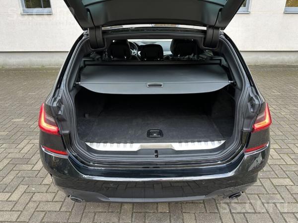 Melns BMW 330 2021 Jelgava, ar dzinēja tilpumu 2.00 L un nobraukumu 181 tūkst. km par 22500 €, foto 8 vietnē AUTOMOTO.COM.LV