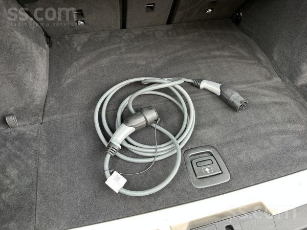 Melns BMW 330 2021 Jelgava, ar dzinēja tilpumu 2.00 L un nobraukumu 181 tūkst. km par 22500 €, foto 9 vietnē AUTOMOTO.COM.LV