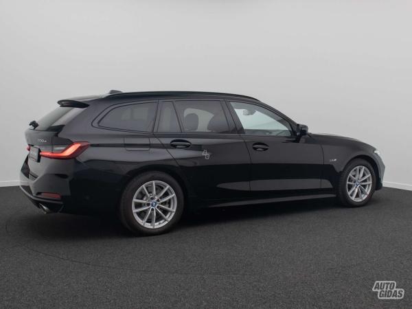 Melns BMW 330 2022 Kauņa, ar dzinēja tilpumu 2.00 L un nobraukumu 55 tūkst. km par 31669 €, foto 6 vietnē AUTOMOTO.COM.LV