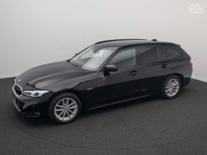 Black BMW 330 2022 in Kaunas, with an engine capacity of 2.00 L and mileage of 55 thousand km for 31669 €, photo 12 on AUTOMOTO.COM.LV