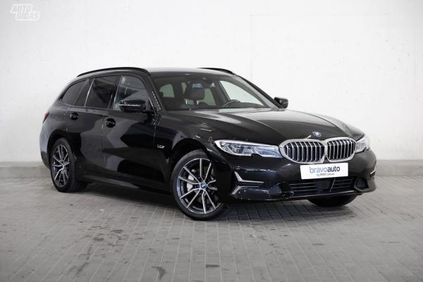 Melns BMW 330 2022 Viļņa, ar dzinēja tilpumu 2.00 L un nobraukumu 112 tūkst. km par 27991 €, foto 6 vietnē AUTOMOTO.COM.LV