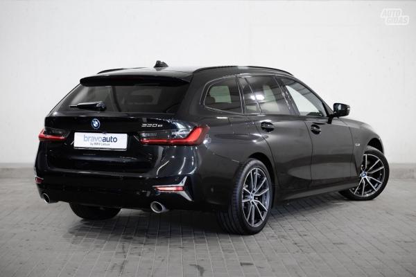 Melns BMW 330 2022 Viļņa, ar dzinēja tilpumu 2.00 L un nobraukumu 112 tūkst. km par 27991 €, foto 9 vietnē AUTOMOTO.COM.LV