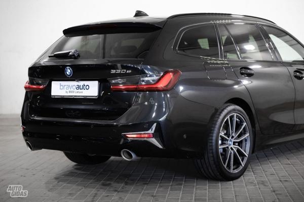 Melns BMW 330 2022 Viļņa, ar dzinēja tilpumu 2.00 L un nobraukumu 112 tūkst. km par 27991 €, foto 10 vietnē AUTOMOTO.COM.LV