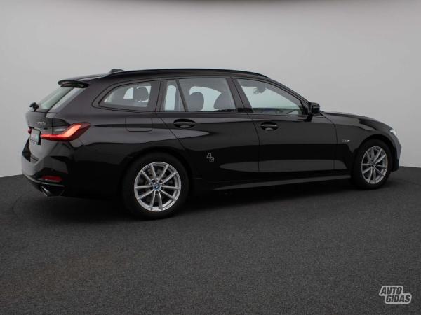 Melns BMW 330 2023 Kauņa, ar dzinēja tilpumu 2.00 L un nobraukumu 88 tūkst. km par 32699 €, foto 6 vietnē AUTOMOTO.COM.LV
