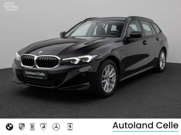 Melns BMW 330 2023 Kauņa, ar dzinēja tilpumu 2.00 L un nobraukumu 88 tūkst. km par 32184 €, foto 1 vietnē AUTOMOTO.COM.LV