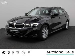 Melns BMW 330 2023 Kauņa, ar dzinēja tilpumu 2.00 L un nobraukumu 88 tūkst. km par 32184 €, foto  vietnē AUTOMOTO.COM.LV