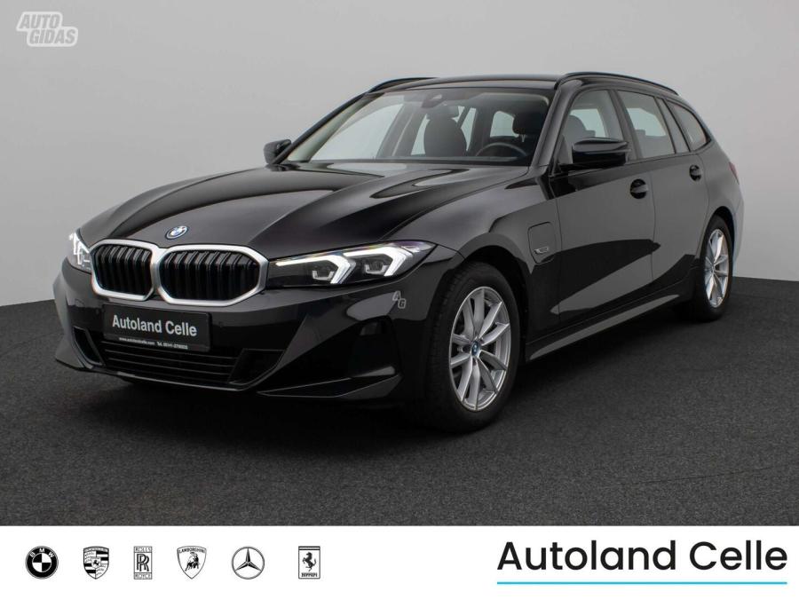 Melns BMW 330 2023 Kauņa, ar dzinēja tilpumu 2.00 L un nobraukumu 88 tūkst. km par 32184 €, foto 1 vietnē AUTOMOTO.COM.LV