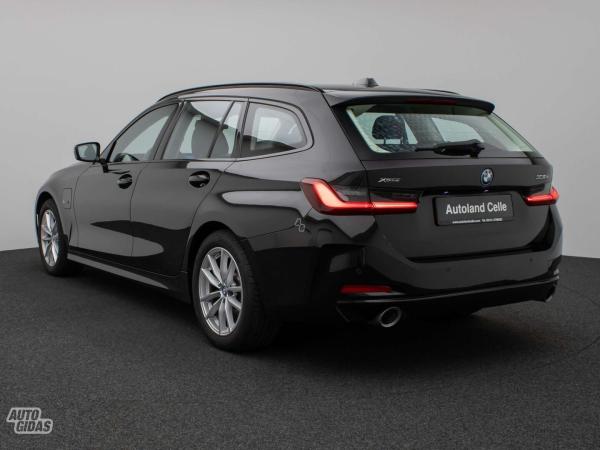 Melns BMW 330 2023 Kauņa, ar dzinēja tilpumu 2.00 L un nobraukumu 88 tūkst. km par 32184 €, foto 9 vietnē AUTOMOTO.COM.LV