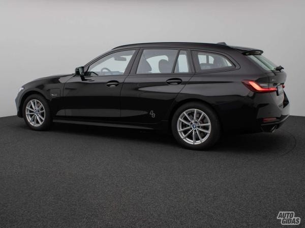 Melns BMW 330 2023 Kauņa, ar dzinēja tilpumu 2.00 L un nobraukumu 88 tūkst. km par 32184 €, foto 10 vietnē AUTOMOTO.COM.LV