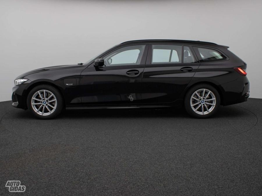 Melns BMW 330 2023 Kauņa, ar dzinēja tilpumu 2.00 L un nobraukumu 88 tūkst. km par 32184 €, foto 11 vietnē AUTOMOTO.COM.LV