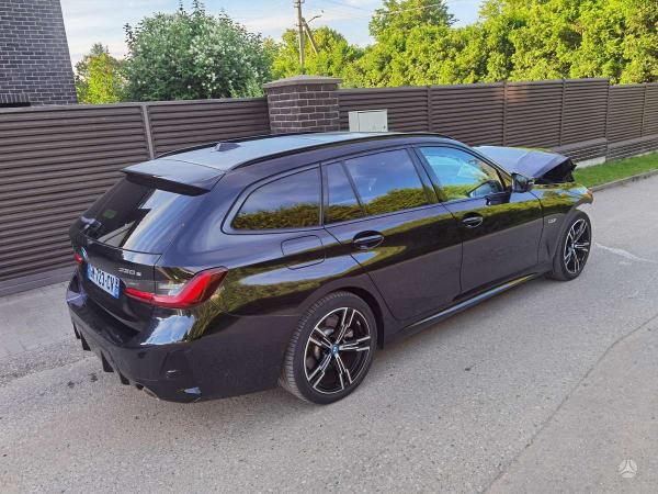 Черный БМВ 330 2023 в Каунас, объемом двигателя 2.00 л и пробегом 52 тыс. км за 12900 €, фото 6 на AUTOMOTO.COM.LV