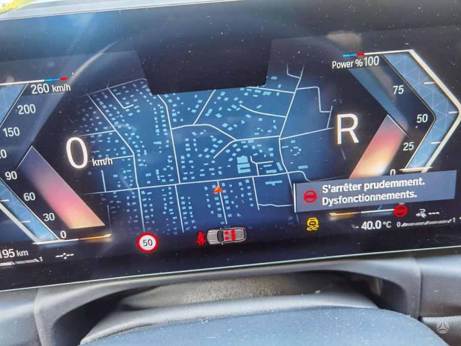 Black BMW 330 2023 in Kaunas, with an engine capacity of 2.00 L and mileage of 52 thousand km for 12900 €, photo 28 on AUTOMOTO.COM.LV