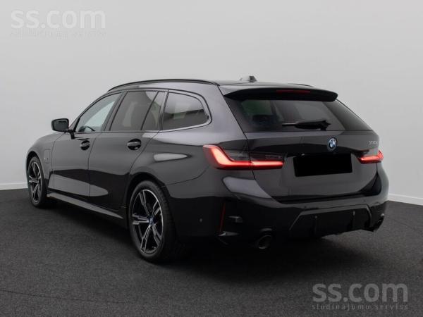 Black BMW 330 2023 in Tukums, with an engine capacity of 2.00 L and mileage of 0 thousand km for 26990 €, photo 2 on AUTOMOTO.COM.LV
