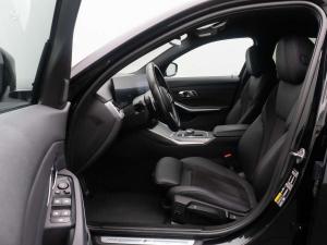 Melns BMW 330 2023 Tukums, ar dzinēja tilpumu 2.00 L un nobraukumu 175 tūkst. km par 26990 €, foto 4 vietnē AUTOMOTO.COM.LV