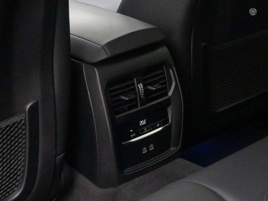 Melns BMW 330 2023 Tukums, ar dzinēja tilpumu 2.00 L un nobraukumu 175 tūkst. km par 26990 €, foto 7 vietnē AUTOMOTO.COM.LV