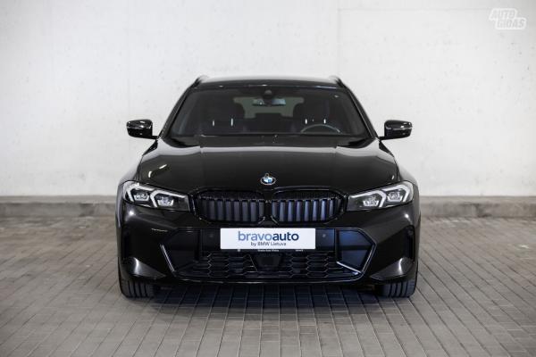 Black BMW 330 2024 in Vilnius, with an engine capacity of 2.00 L and mileage of 21 thousand km for 41991 €, photo 2 on AUTOMOTO.COM.LV