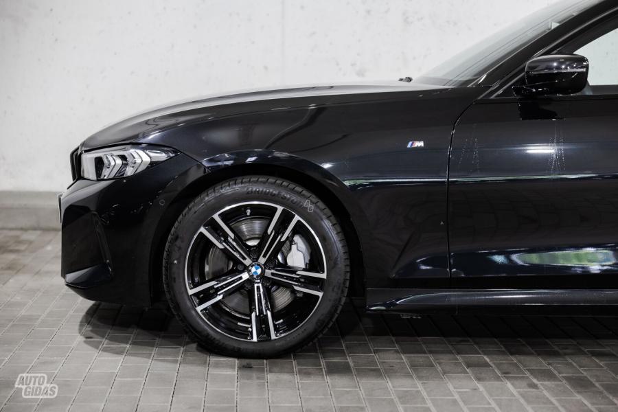 Melns BMW 330 2025 Viļņa, ar dzinēja tilpumu 2.00 L un nobraukumu 17 tūkst. km par 41991 €, foto 6 vietnē AUTOMOTO.COM.LV
